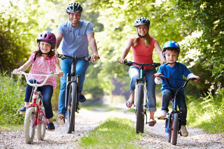 18 Outdoor Family Activities for Summer | Let's Roam